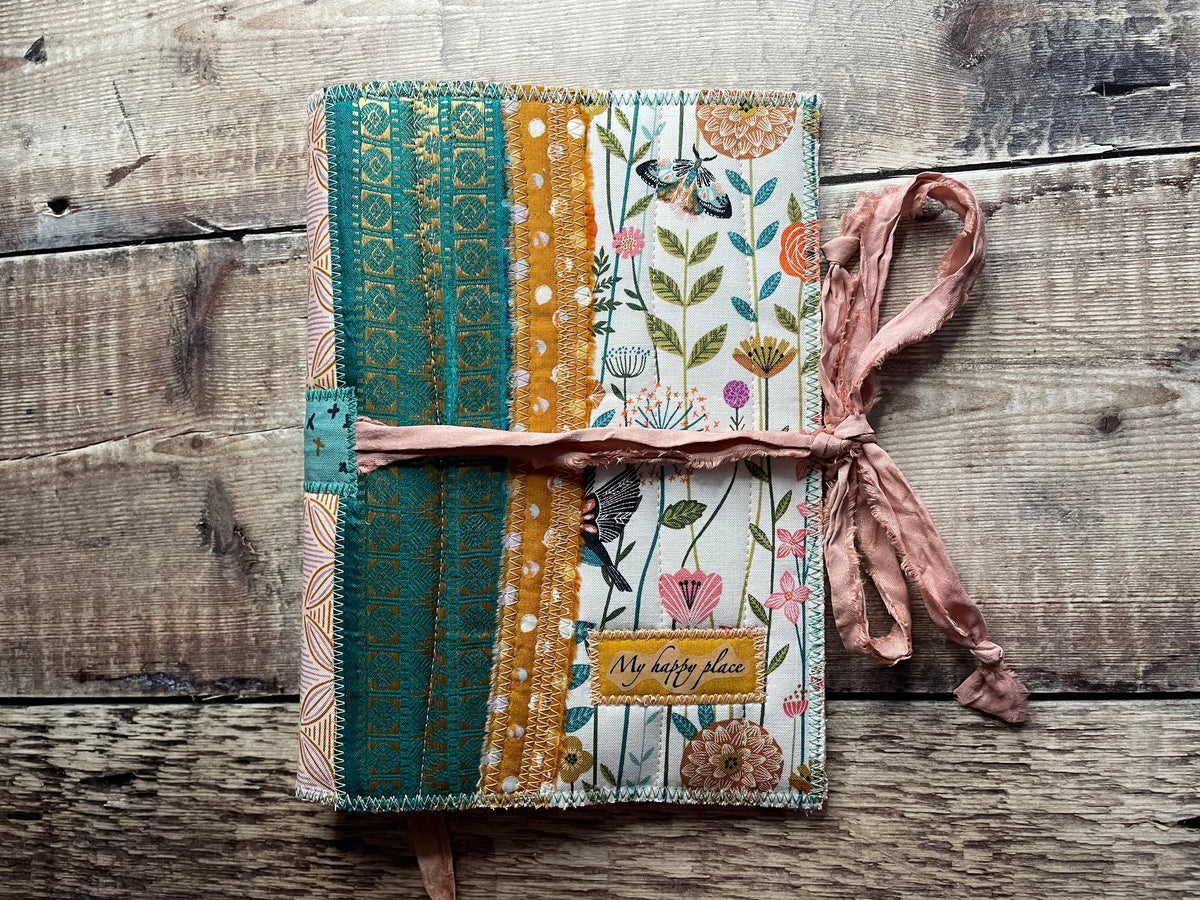 Quilted book sleeve / reusable journal cover – BluebellHillCrafts